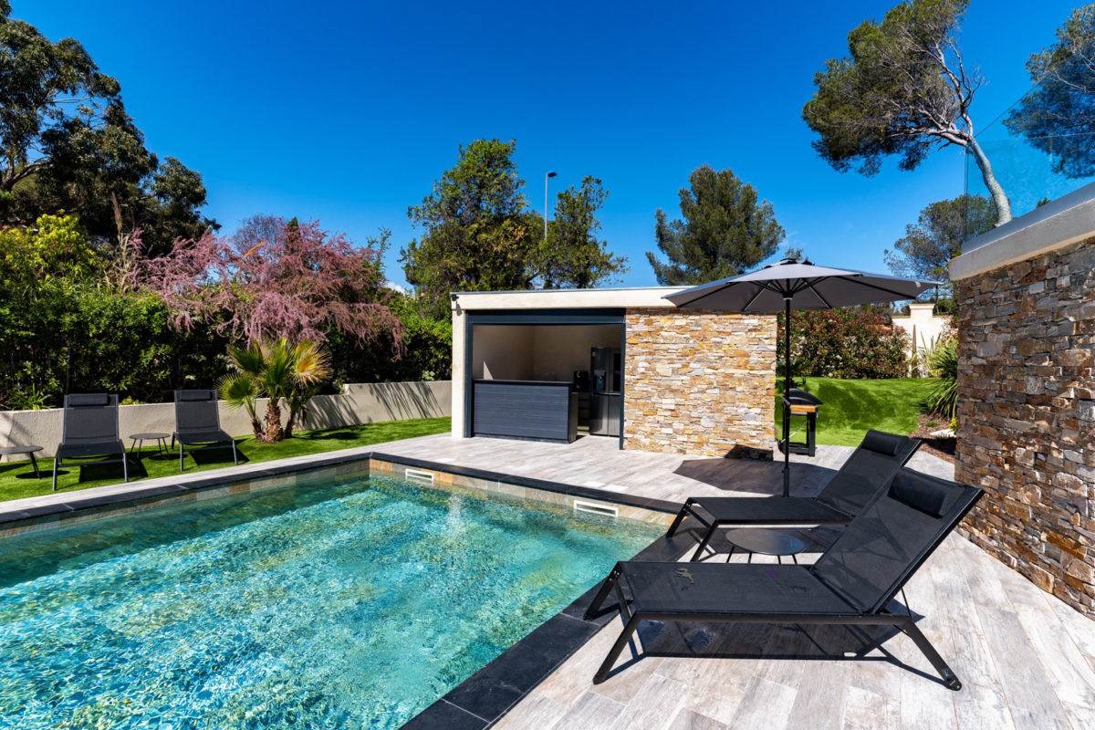 Apartment hotel in Saint-Raphaël | Appartment hotel with swimming pool